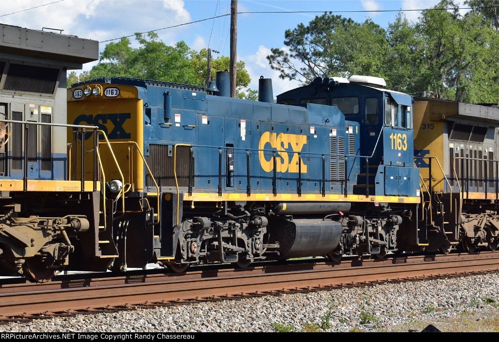 CSX 1163